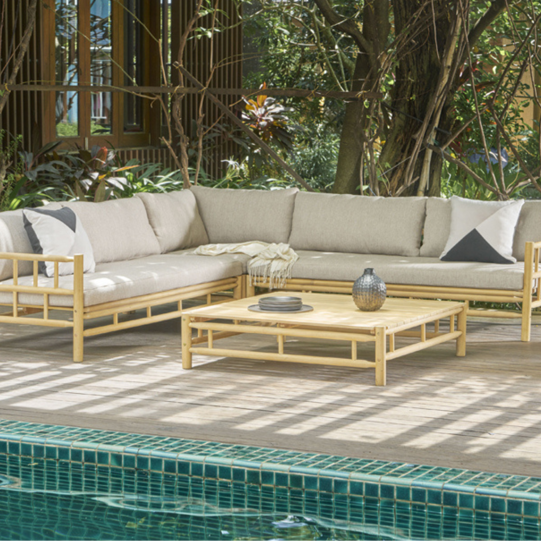 Wicker Lounges & Sofas – Bay Gallery Furniture