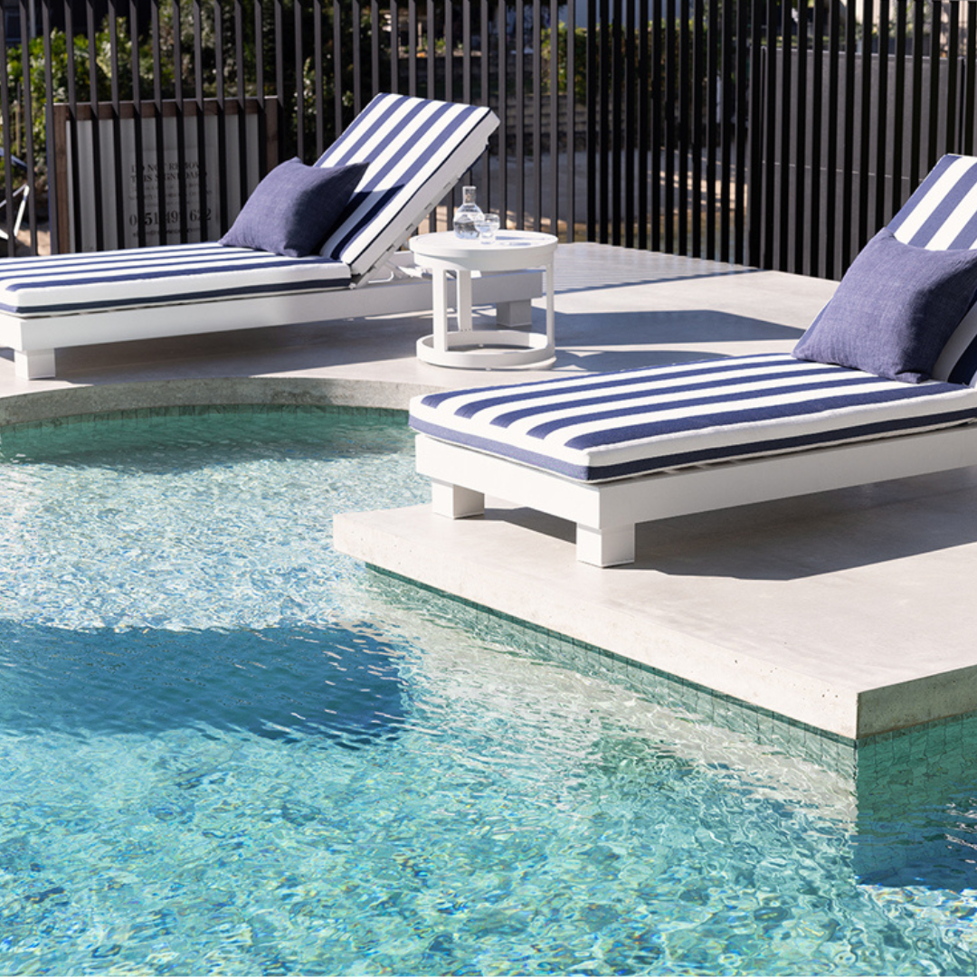 Pool Furniture – Bay Gallery Furniture